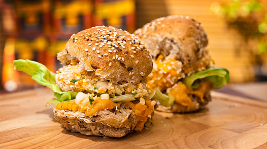 Millet Burger with Miso and Pumpkin Sauce – Heat Beads®